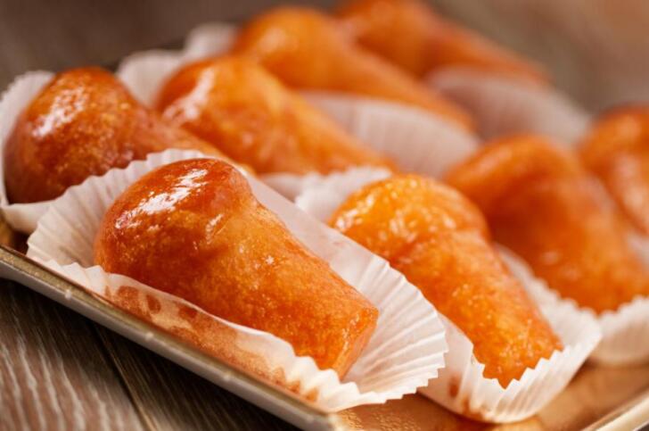 Il babà napoletano: storia e ricetta - figlidelvesuvio.blog